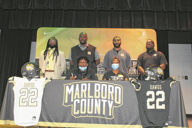 Thomas to play football at Johnson C. Smith - Herald-Advocate