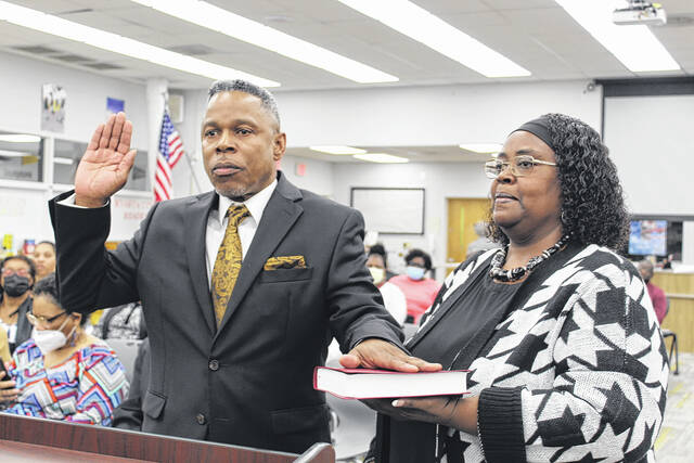 Chairman, BOE members sworn in at meeting - Herald-Advocate